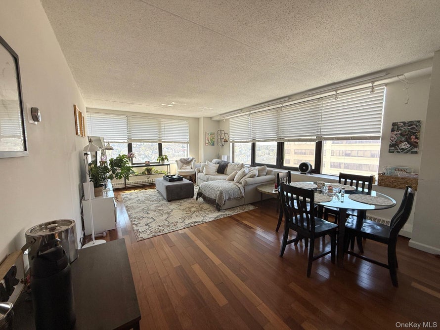 4 Martine Ave Apt 1416, White Plains, NY 10606 for sale - Stessa