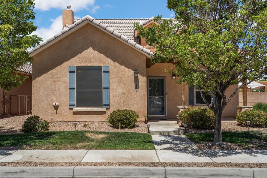 1228 Gray Back Dr, Bernalillo, NM 87004 for sale - Stessa