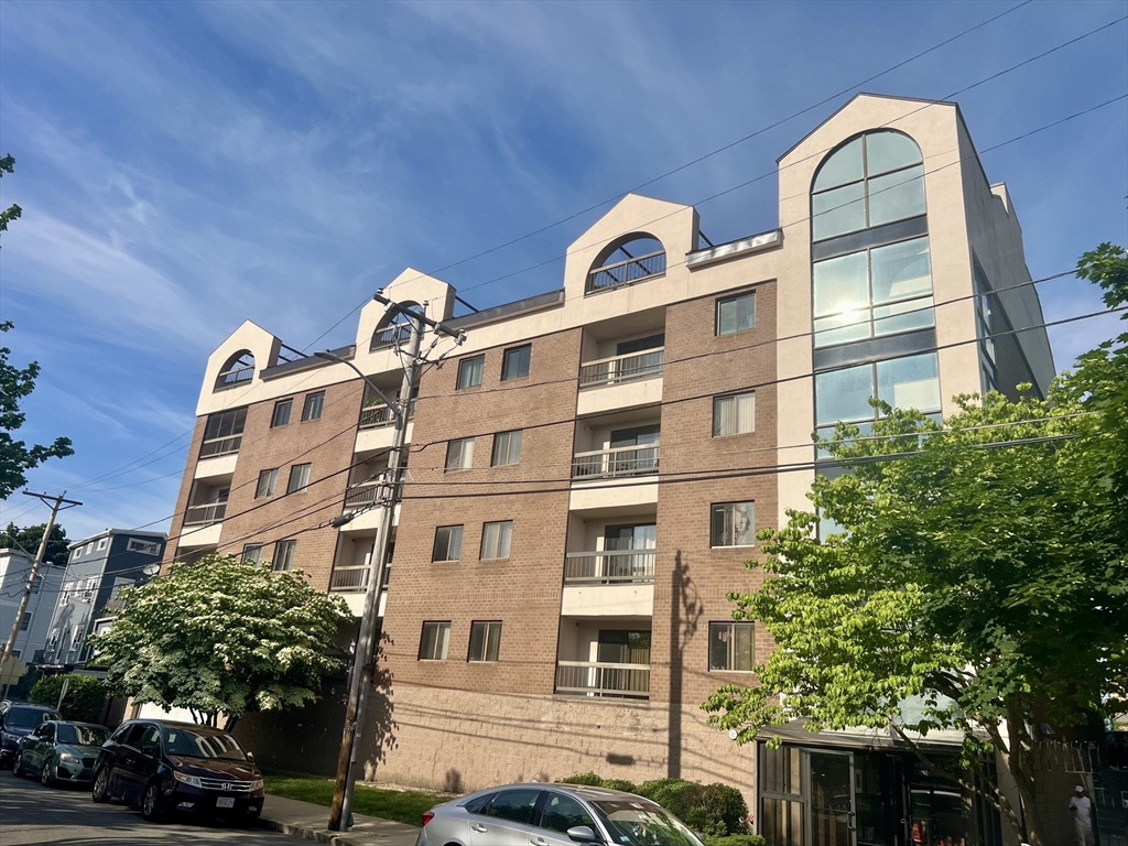 24 Corey St Apt 305, Everett, MA 02149, US | Buy, Sell, Rent, Analyze