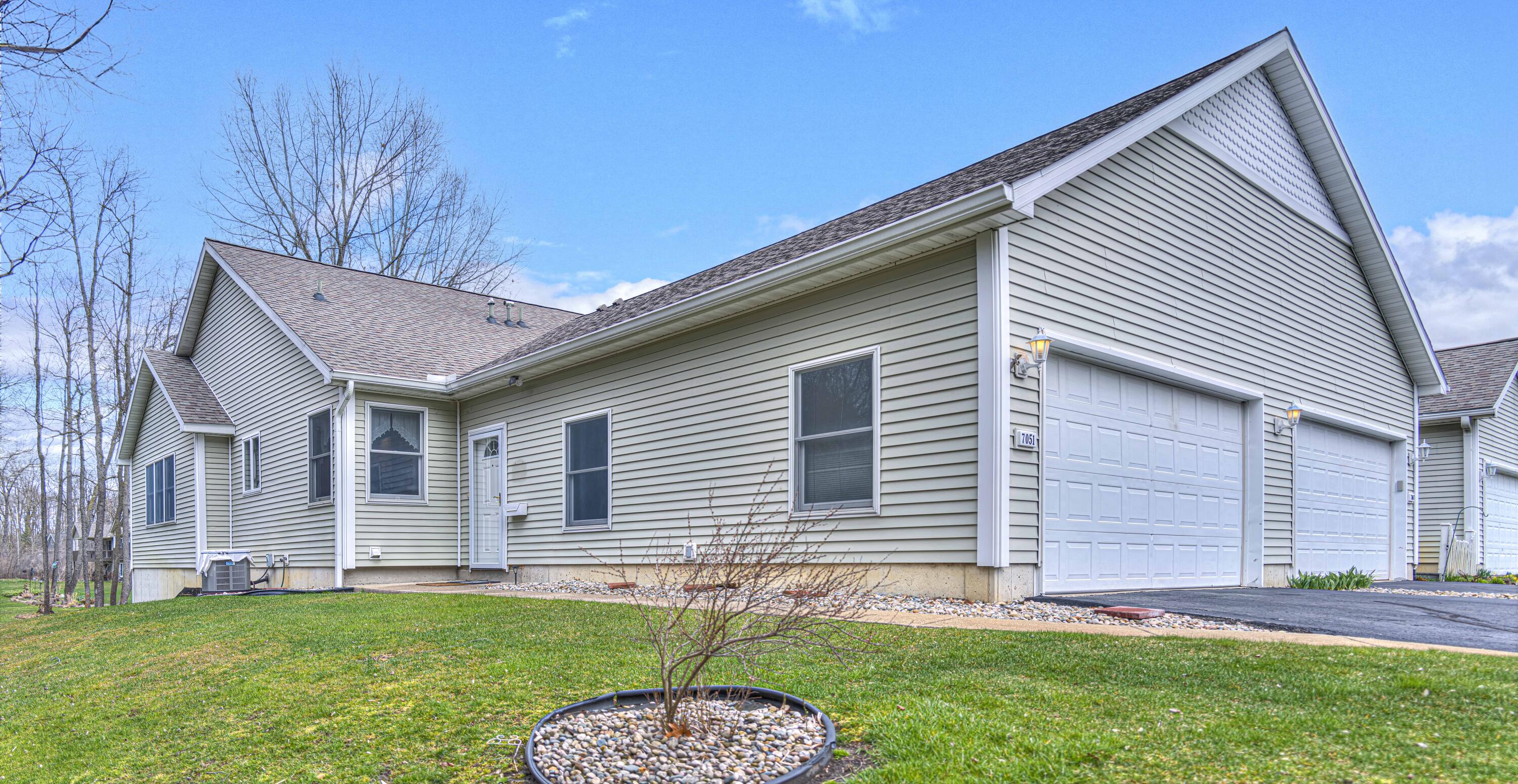 7051 Gilroy Court, Spring Arbor, MI 49283 | MLS 24015913 | Listing ...