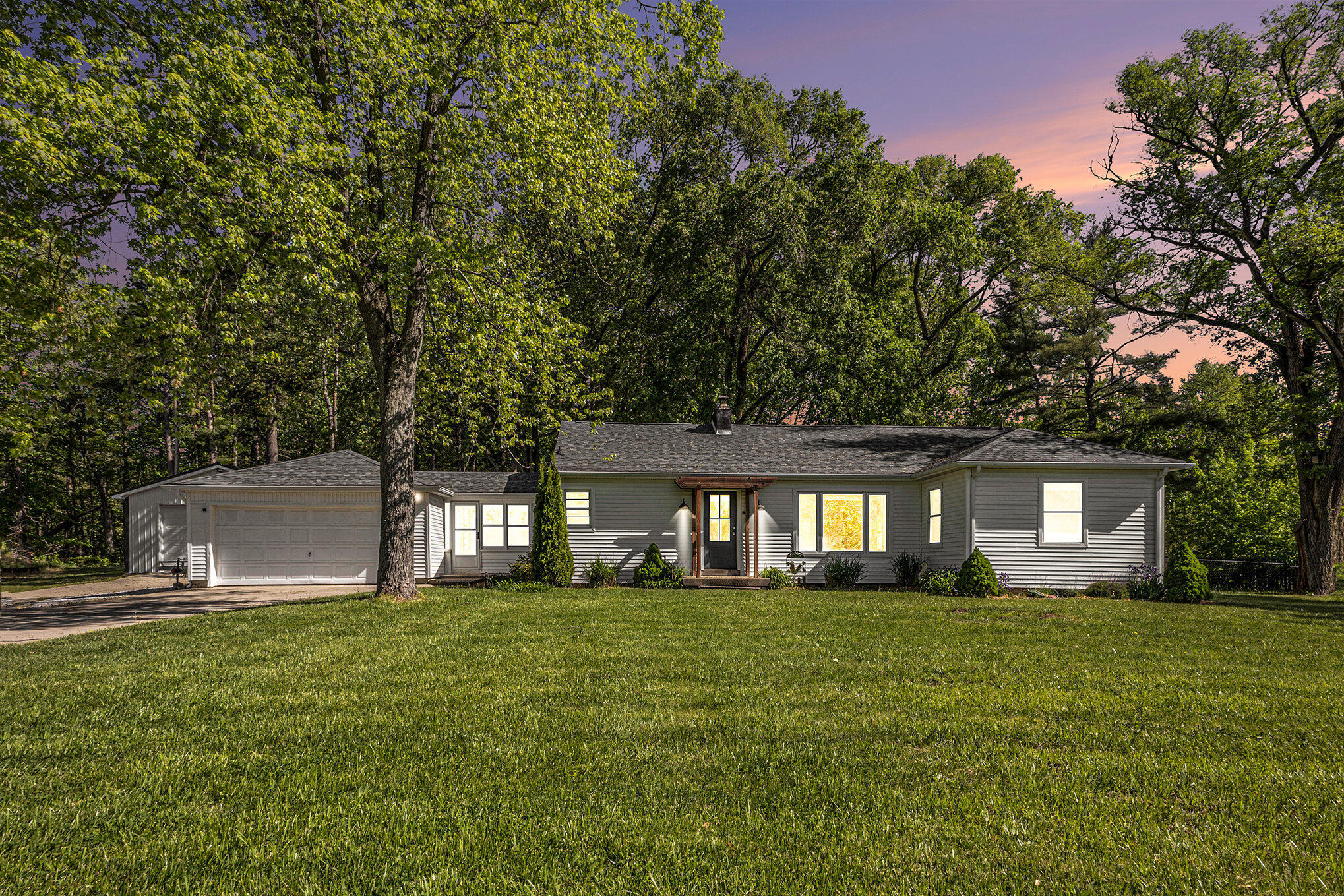 11505 Cleveland Street, Nunica, MI 49448 | MLS 25022594 | Listing ...