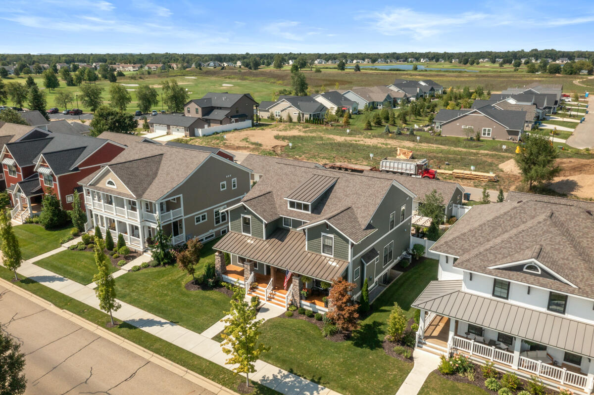 4707 Macatawa Legends Boulevard, Holland, MI 49424 | MLS 26001135 ...