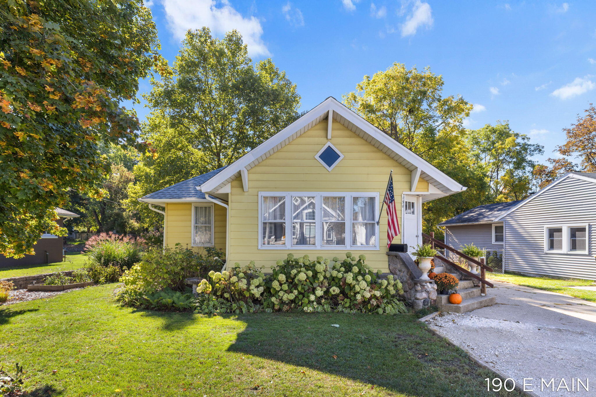 190 E Main Street NE, Rockford, MI 49341 | MLS 25053887 | Listing ...