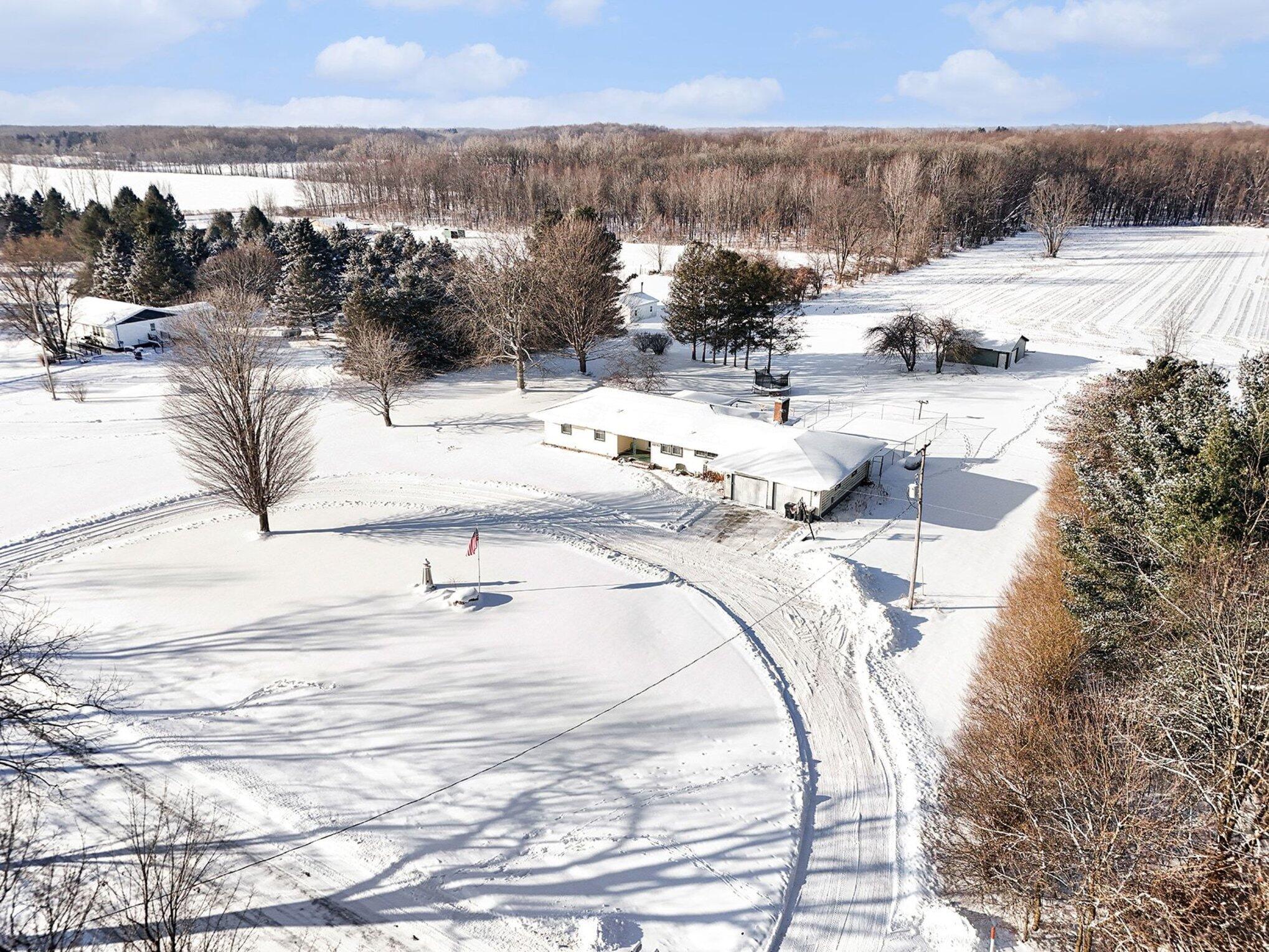 8830 S 43rd Street S, Scotts, MI 49088 | MLS 26003034 | Listing ...