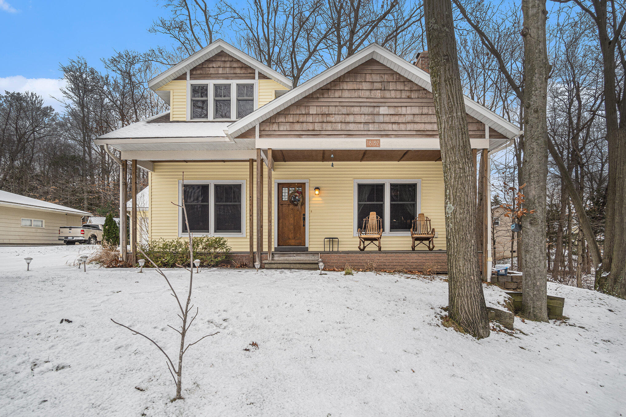 18152 W Spring Lake Road, Spring Lake, MI 49456 | MLS 23143172 ...