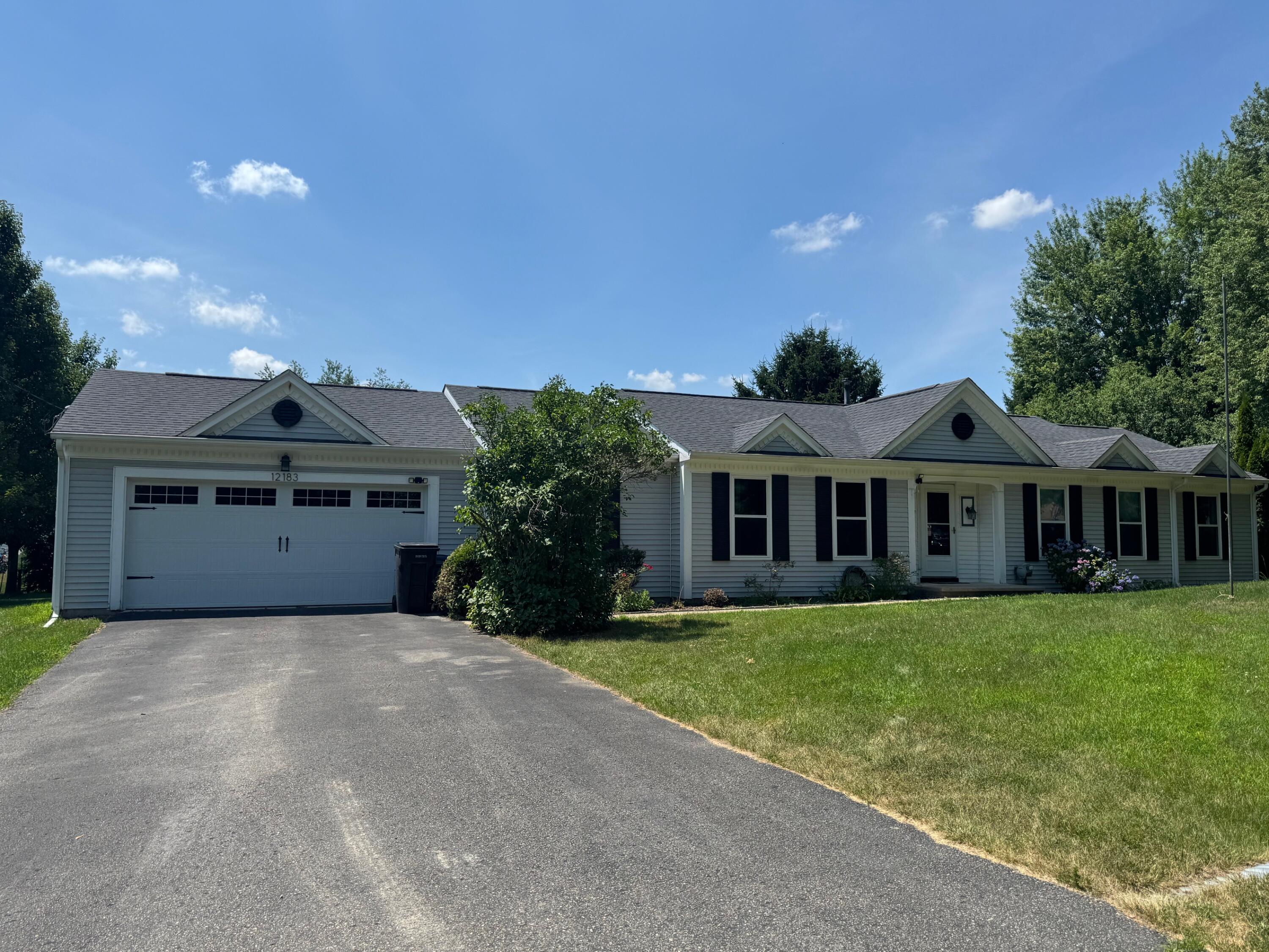 12183 Grandview Drive, Jerome, MI 49249 | MLS 25050750 | Listing ...