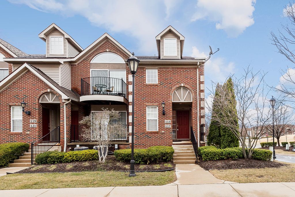 115 W Oakbrook Drive, Ann Arbor, MI 48103, MLS #25011298 - Howard Hanna