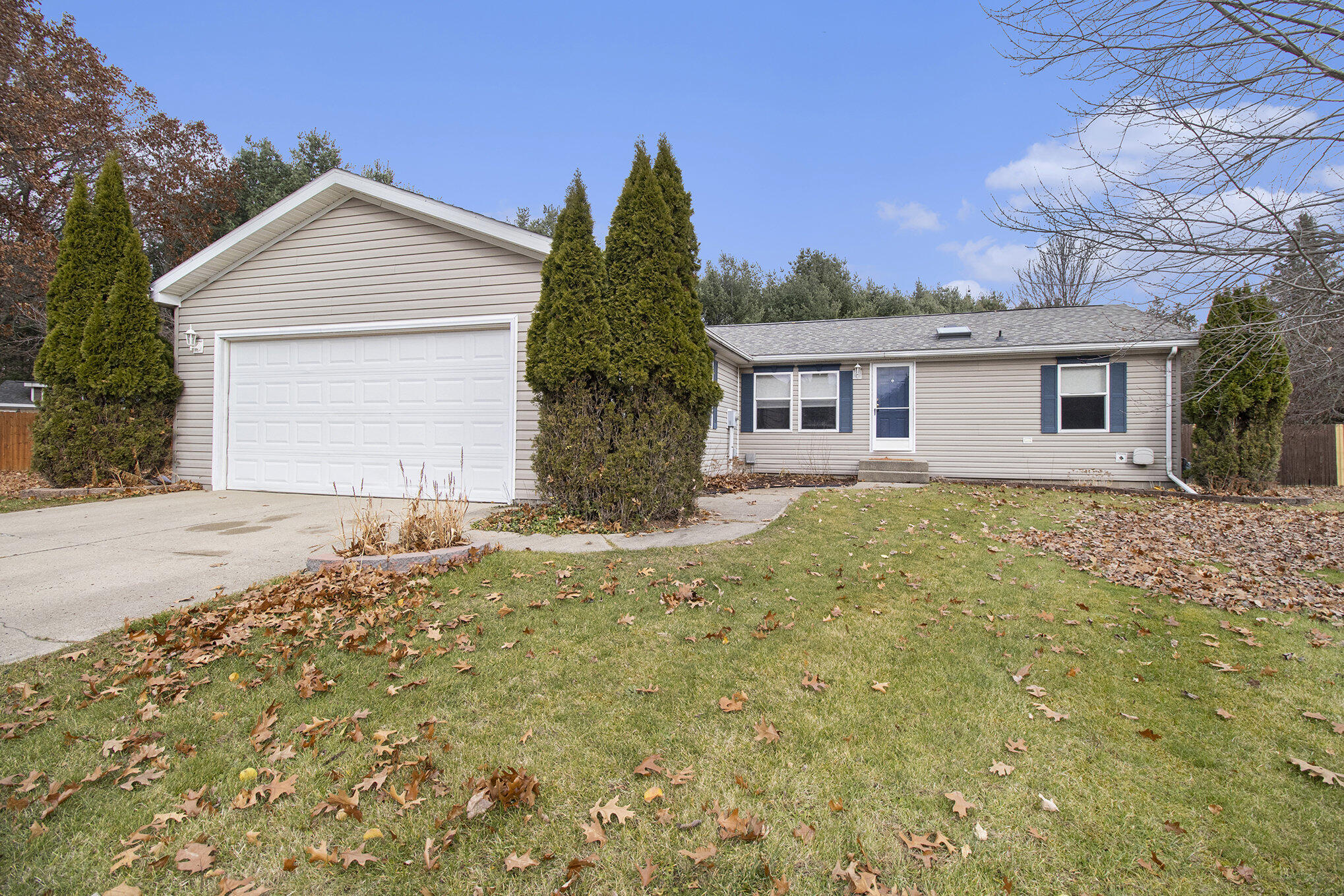 32144 Pinedale Lane, Gobles, MI 49055 | MLS 25060107 | Listing ...