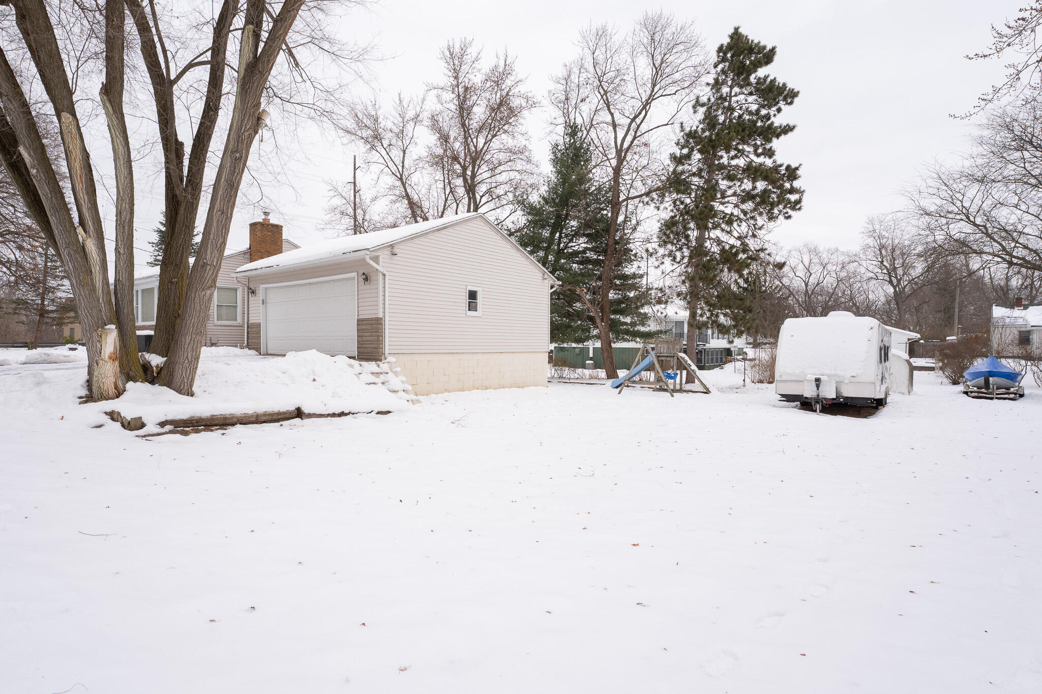 8005 Edmonds Street, Portage, MI 49024 | MLS 25061804 | Listing ...