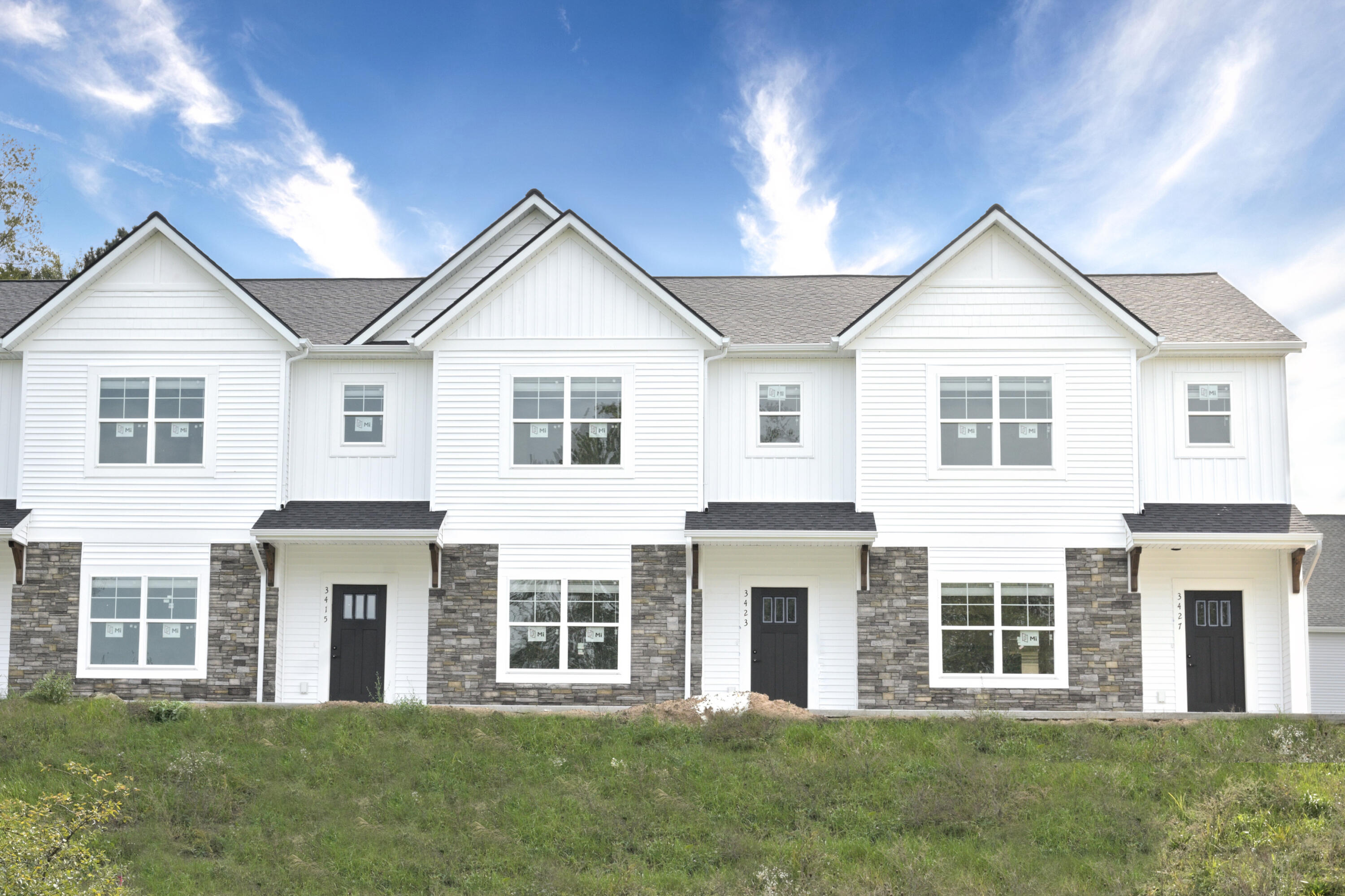 620 Bedford Falls Drive Unit 94, Sparta, MI 49345 | MLS 22029991 ...