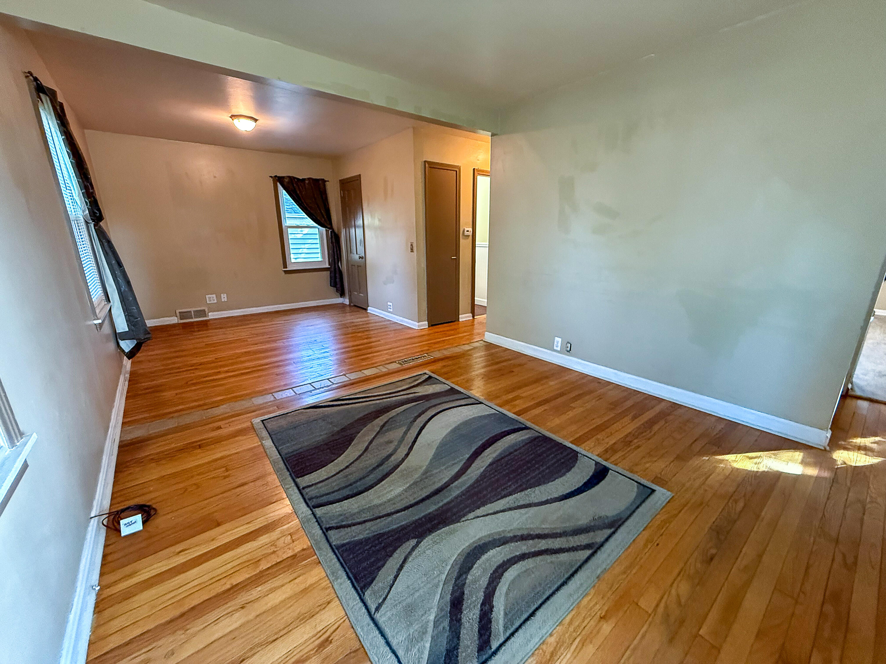 406 N Riverview Drive, Parchment, MI 49004 | MLS 25047697 | Listing ...