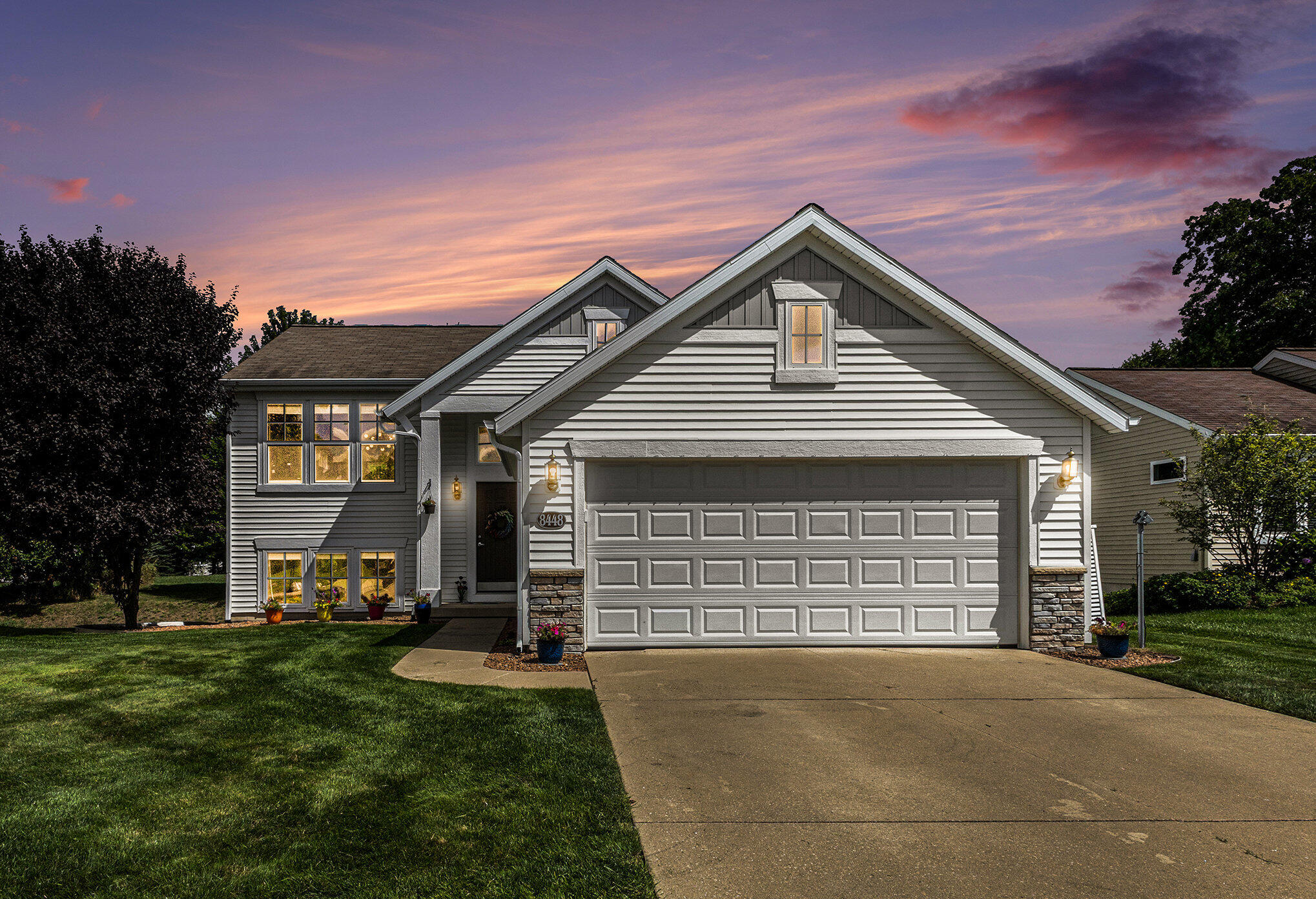 8448 Tucker Ct, Jenison, MI 49428, US | Buy, Sell, Rent, Analyze
