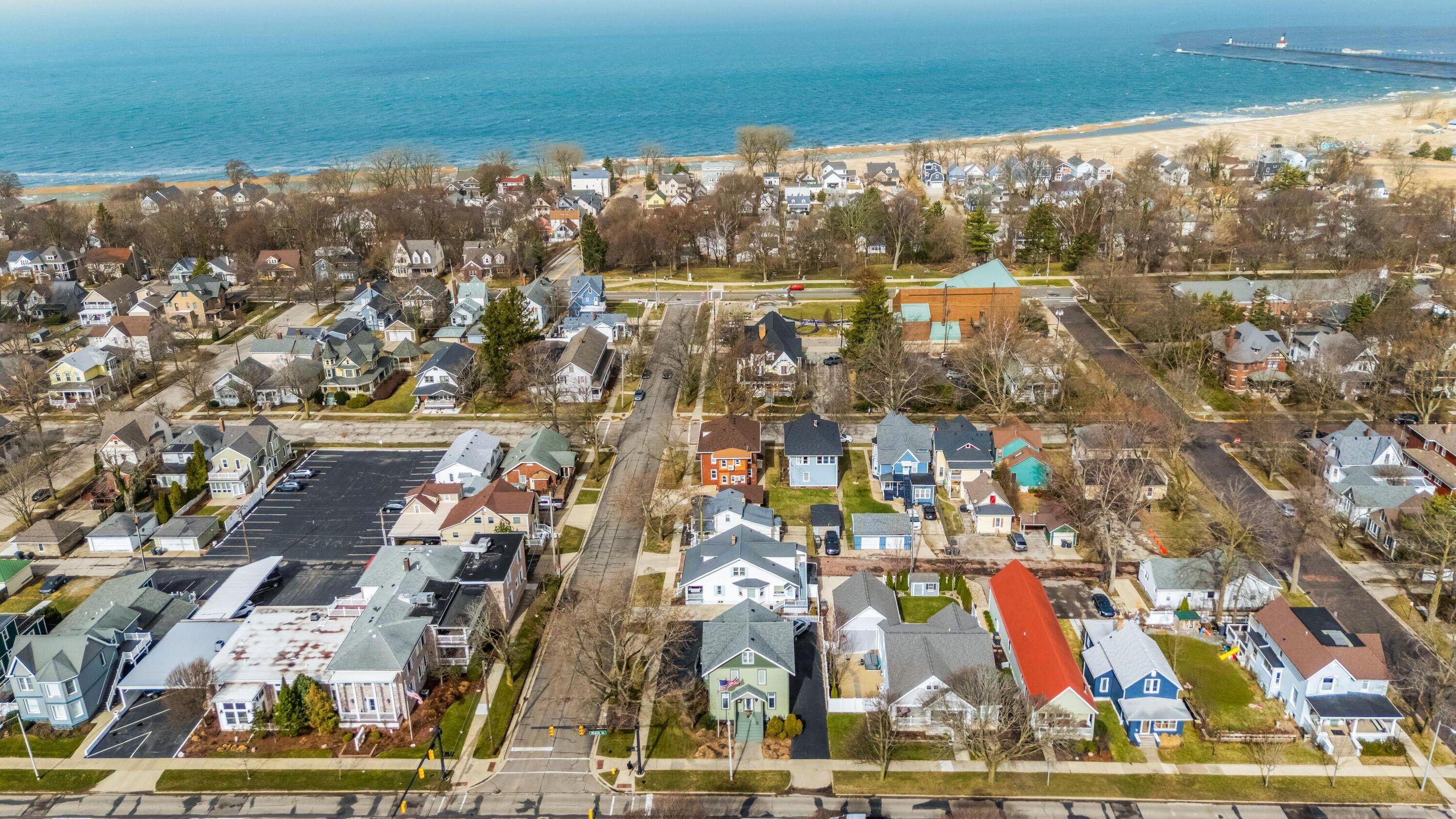 720 Main Street Unit 2, St. Joseph, MI 49085 | MLS 25052624 | Listing ...