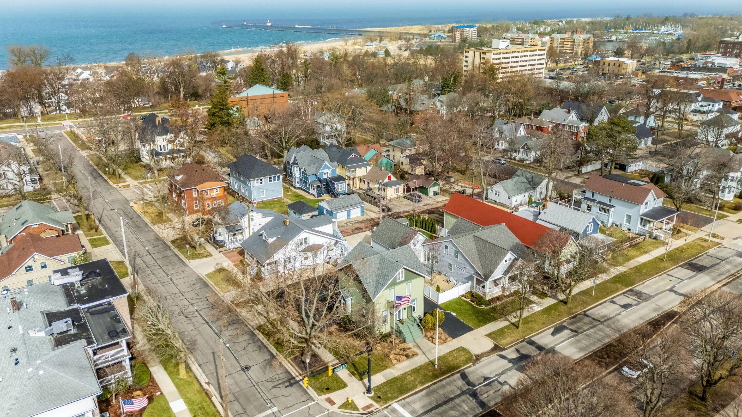 720 Main Street Unit 2, St. Joseph, MI 49085 | MLS 25052624 | Listing ...