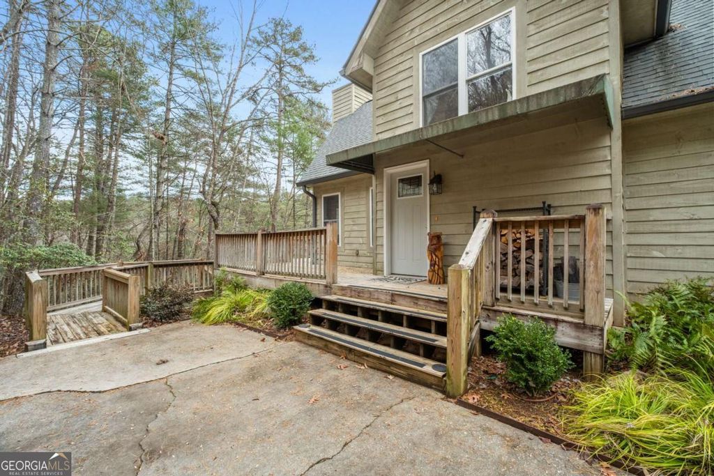 222 Alte Bruecke Strasse, Helen, GA 30545 | MLS 10655634 | Listing ...