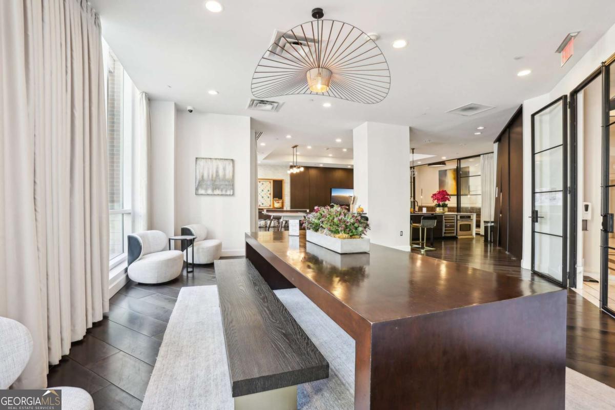 325 E Paces Ferry Rd NE Apt 810, Atlanta, GA 30305, US | Buy, Sell ...