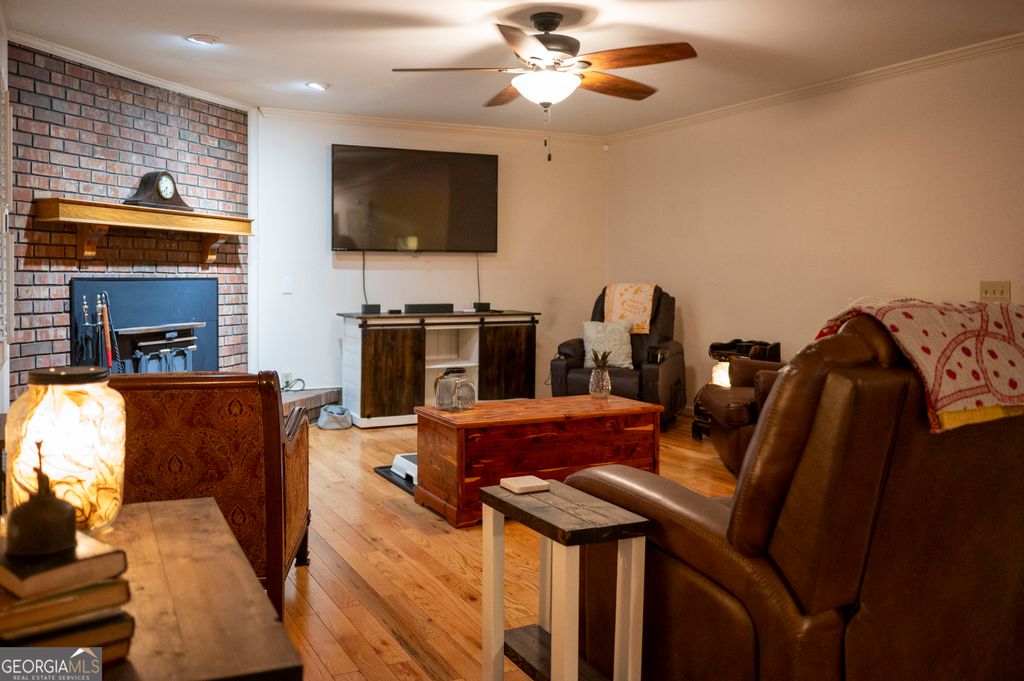 323 McCartan Trail, Clarkesville, GA 30523 | MLS 10635785 | Listing ...