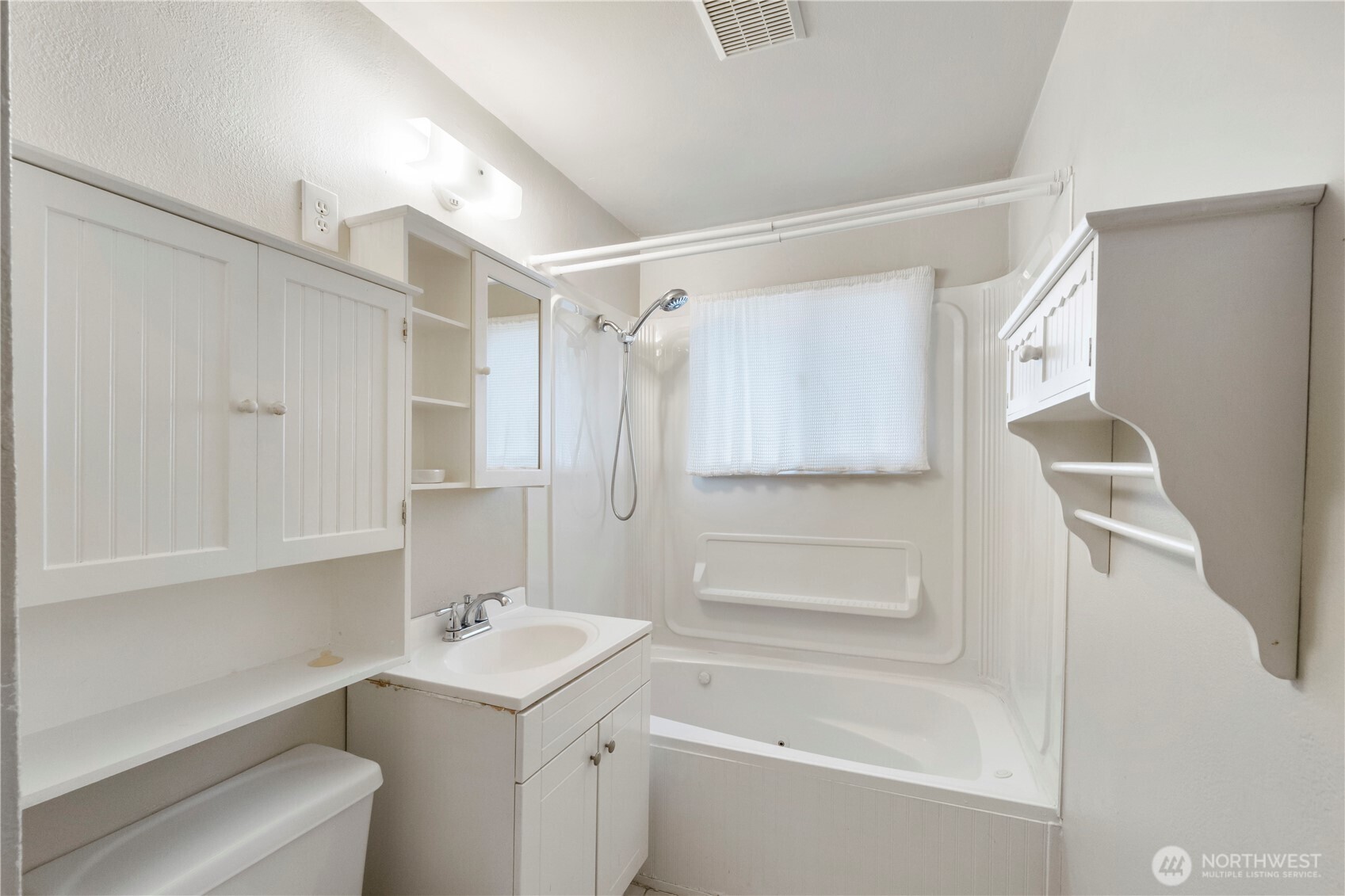 6015 Harry Smith Road E, Fife, WA 98424 | MLS 2465062 | Listing ...