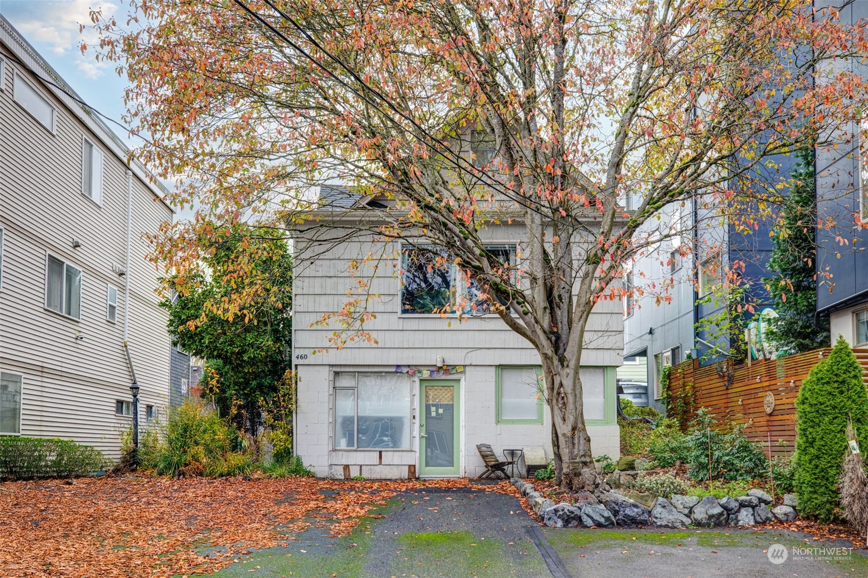 460 NE Maple Leaf PL, Seattle, WA 98115 | MLS 2311149 | Listing ...