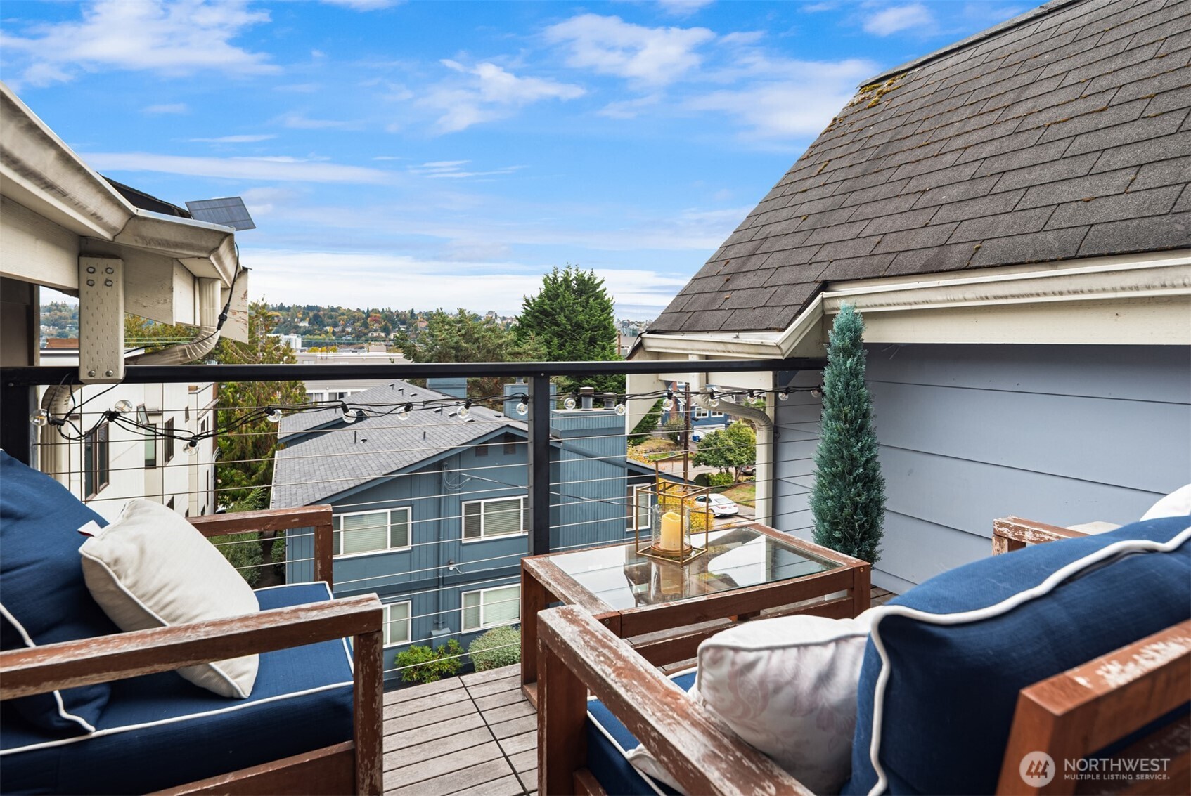 556 Highland Drive, Seattle, WA 98109 | MLS 2445467 | Listing ...