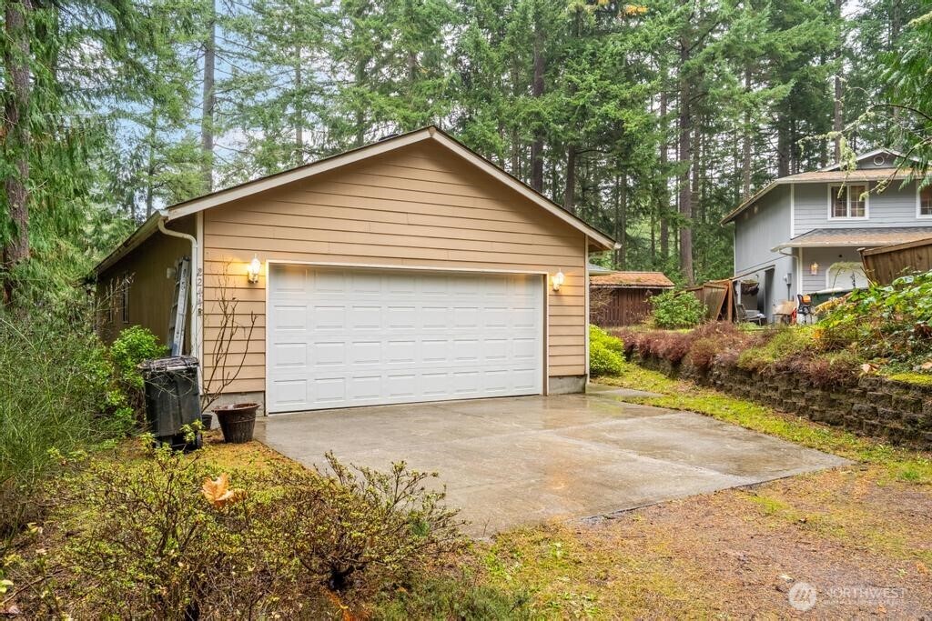 22442 Blue Lake Court SE, Yelm, WA 98597 | MLS 2453163 | Listing ...