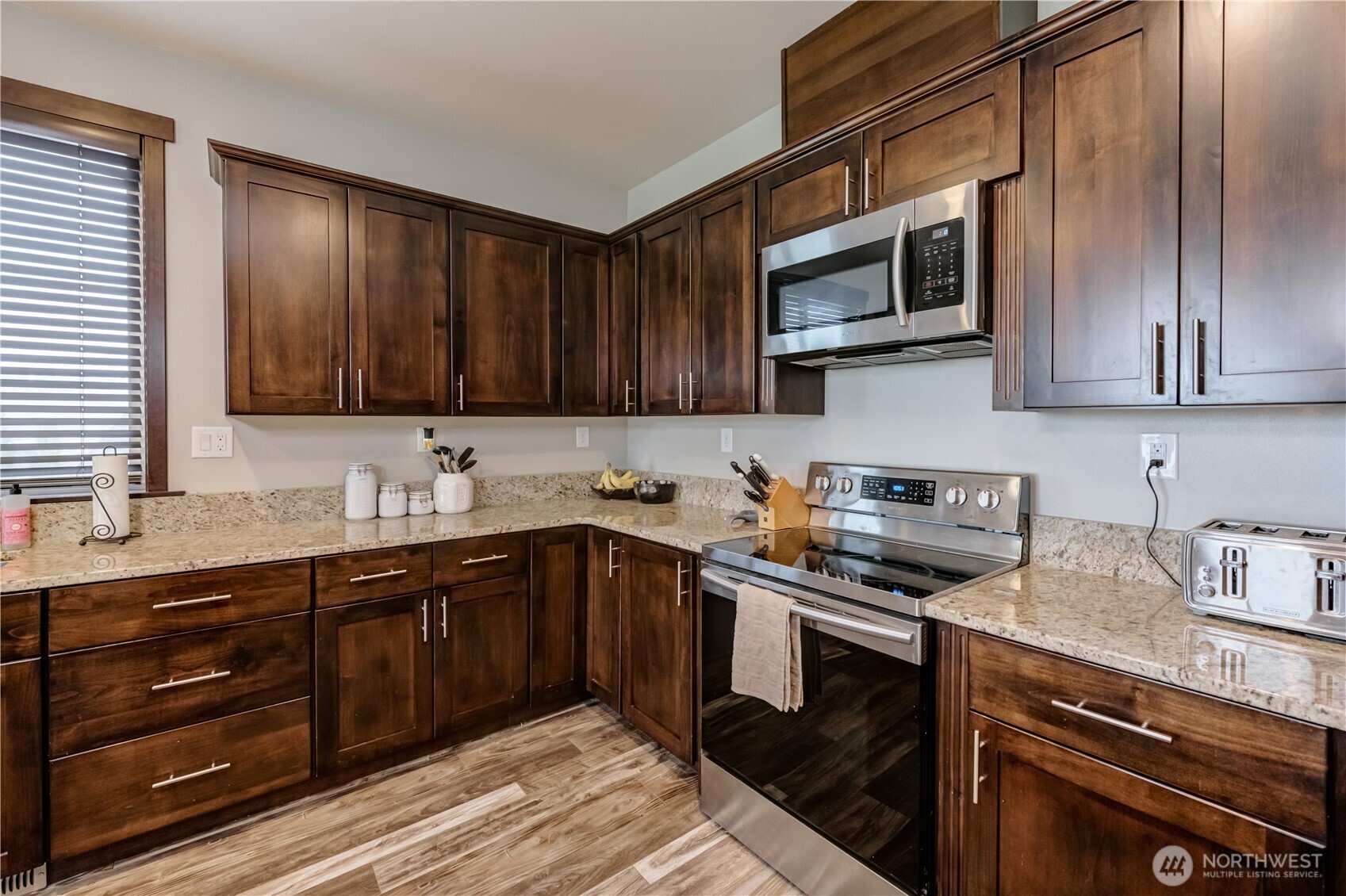 3050 Riverview Lane, Malaga, WA 98828 | MLS 2446636 | Listing ...