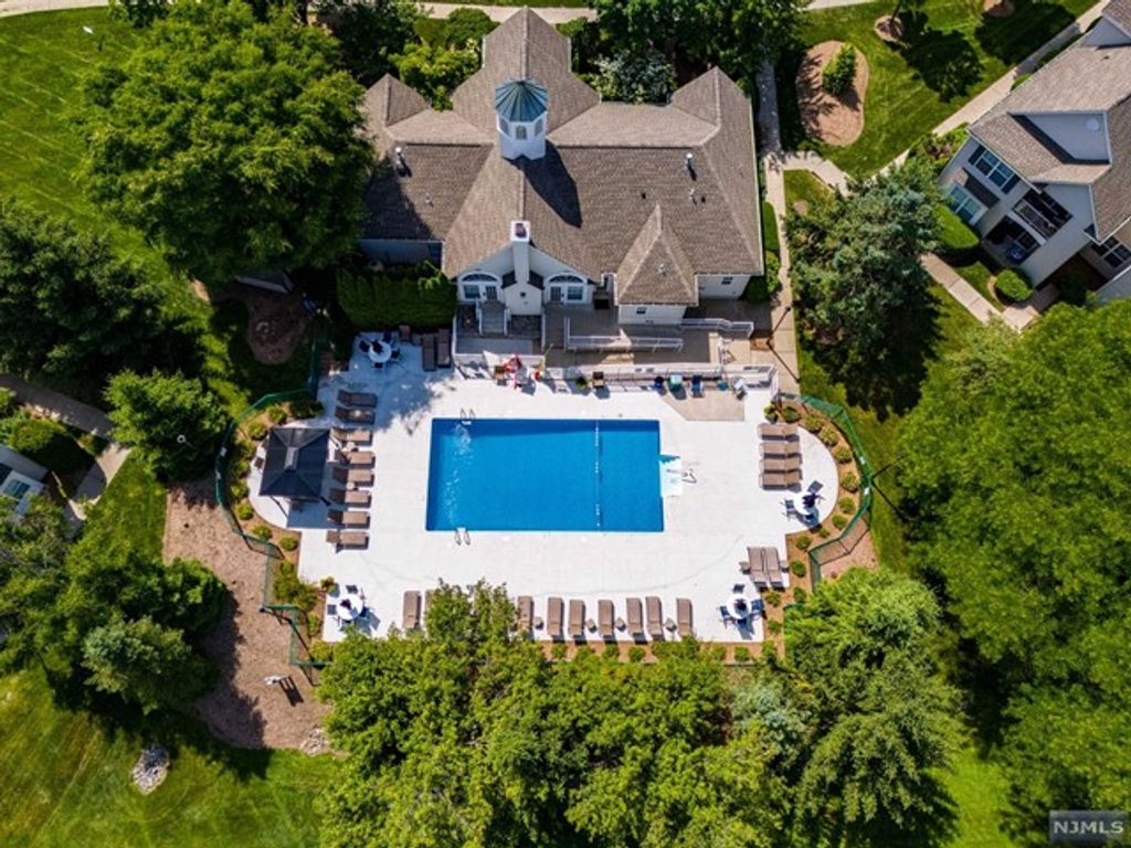 140 Barrister Drive 140, Butler Borough, NJ 07405, MLS #24019087 ...