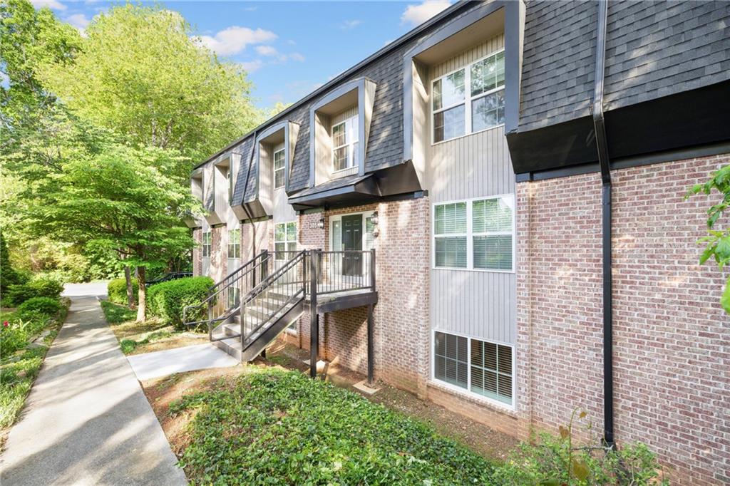 305 Winding River Village Drive #F For Sale, Atlanta, GA 30350 Condo ...