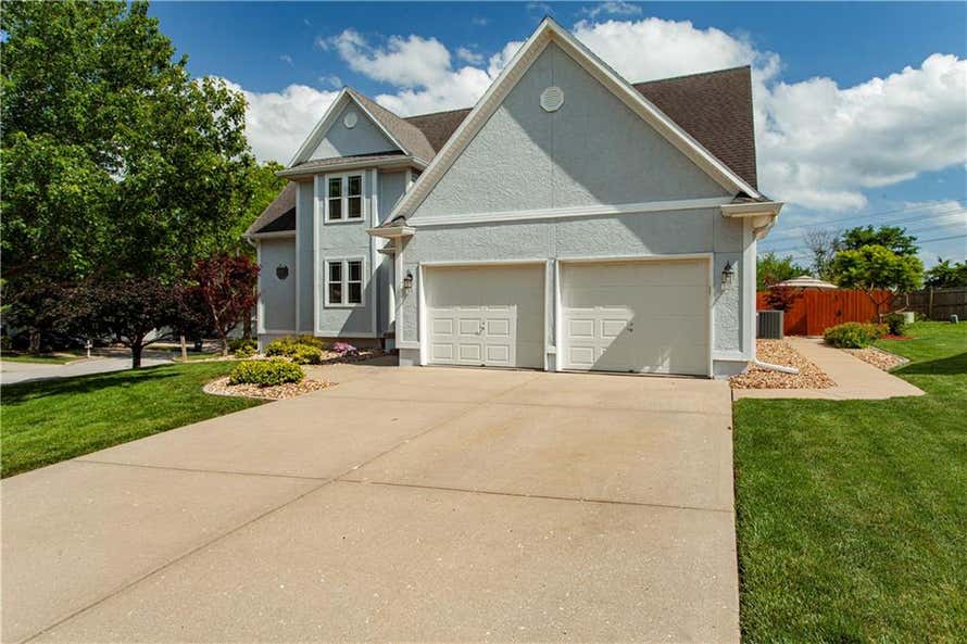 1124 Ne Waterfield Village Dr, Blue Springs, MO 64014 for sale - Stessa